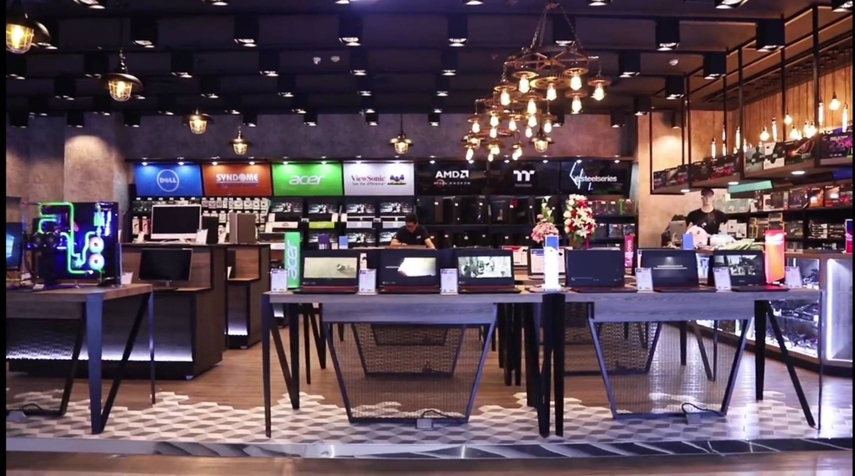 รีวิวสินค้า จาก JIB Computer Group – Infinityspace Light & Decor